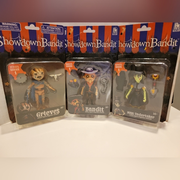 Phatmojo | Toys | New Showdown Bandit Grieves Miss Undertaker Bandit ...